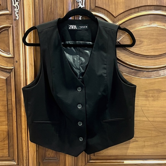 Zara | Tops | Zara Black 4 Button Vest Size Large | Poshmark